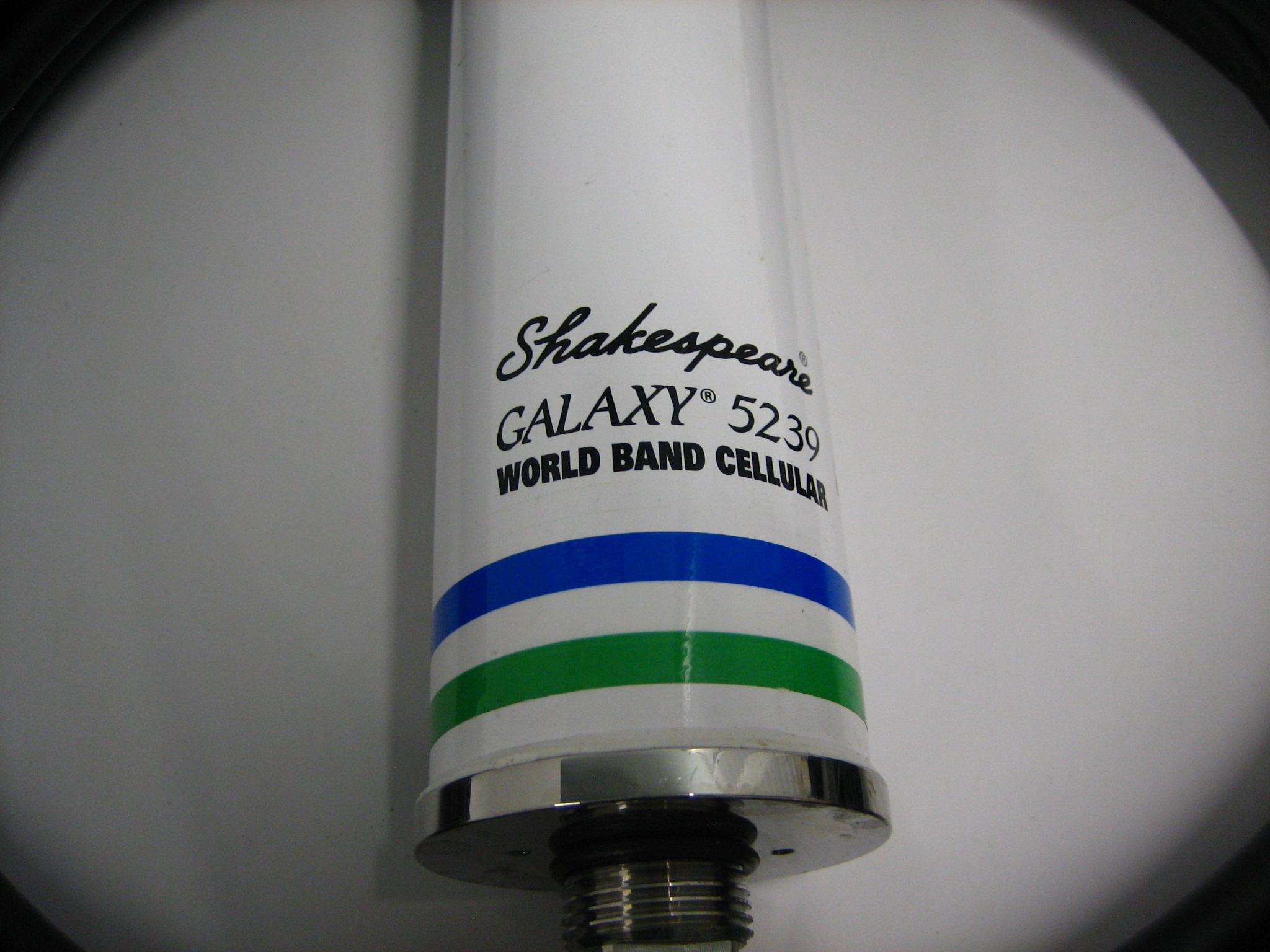 Shakespeare Galaxy 5239 World Band Cellular & Wifi Antenna -Includes 45 ...