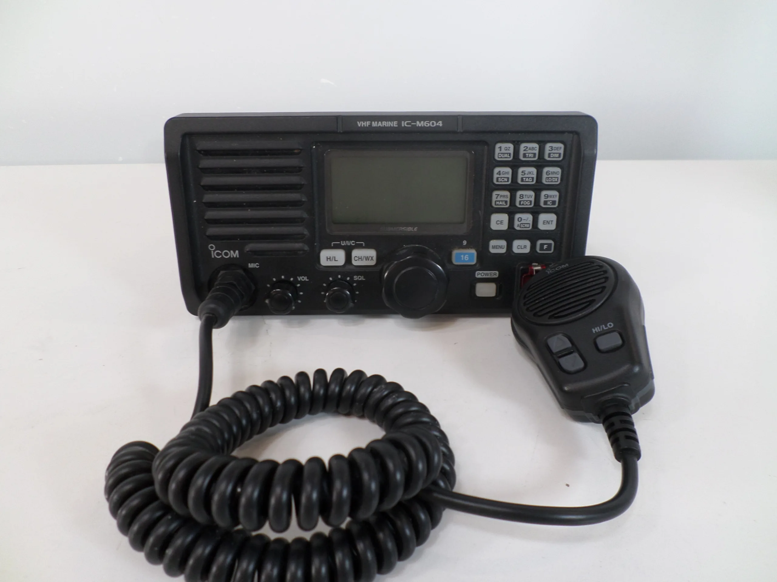 Icom IC-M604A Marine DSC VHF Radio with Detachable HM-126 Mic - Tested ...