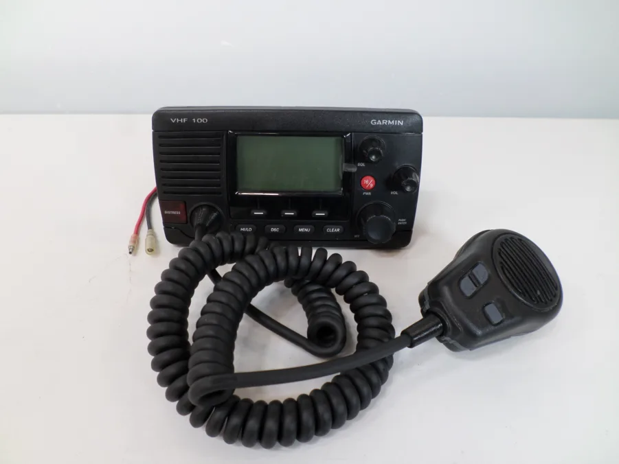 Garmin VHF 100 Marine DSC Radio - Tested - *With Rebuilt Handset* - Max ...
