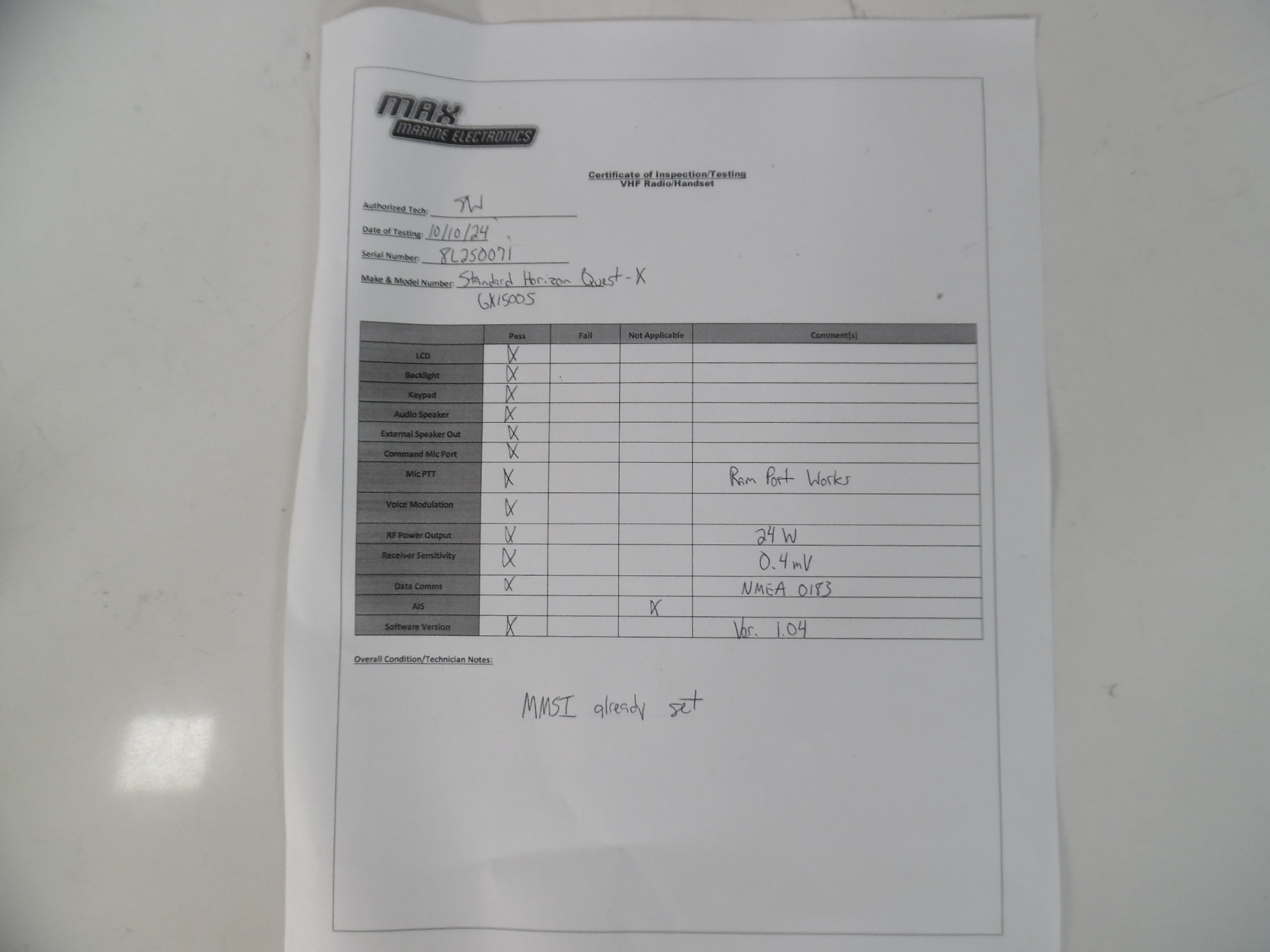 Standard Horizon Quest-X GX1500S Submersible Marine VHF Radio - Max ...