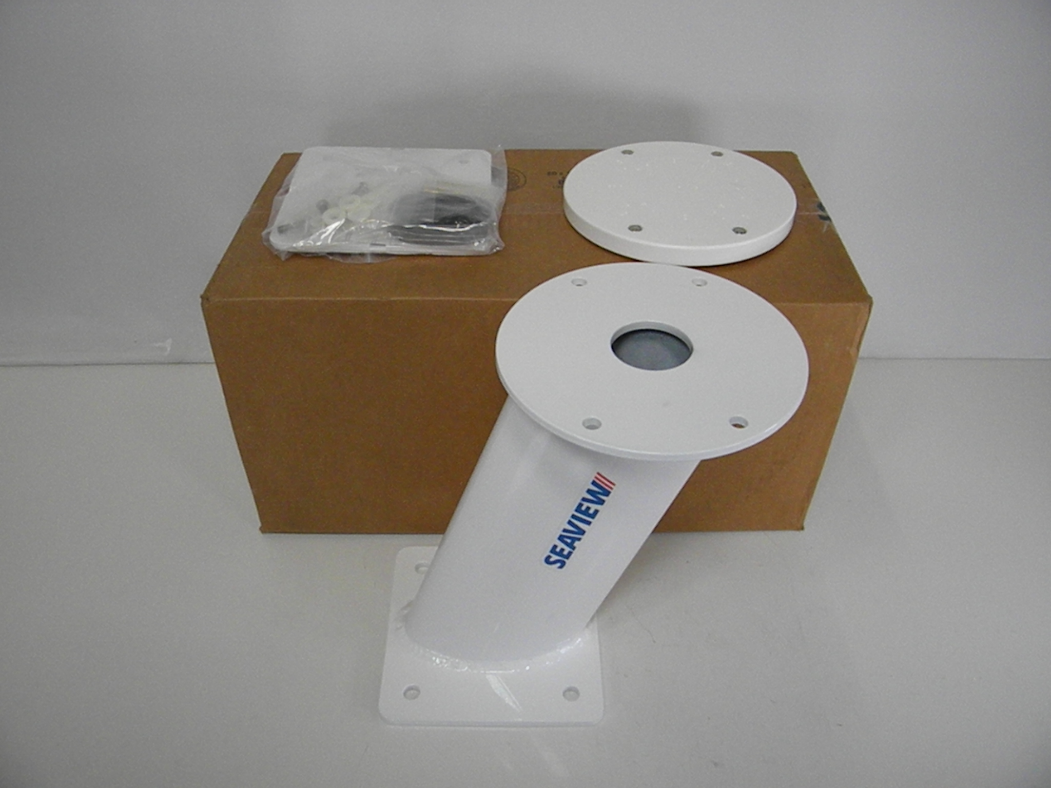 SeaView Power Mounts PMA12FMT7 12″ Vertical Aft Leaning Mount f/ FLIR M ...