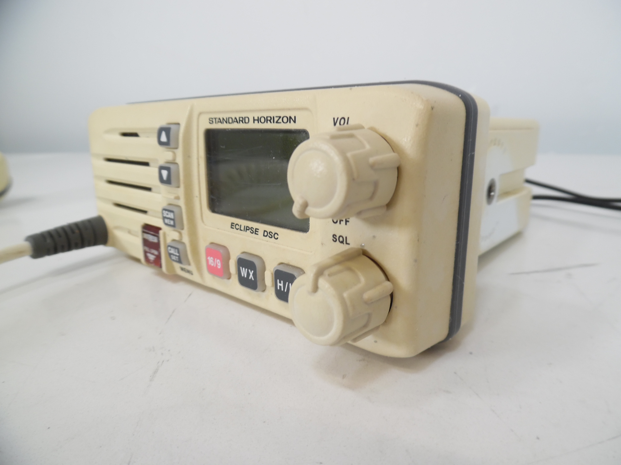 Standard Horizon GX1000S Eclipse DSC Submersible Marine VHF Radio w ...