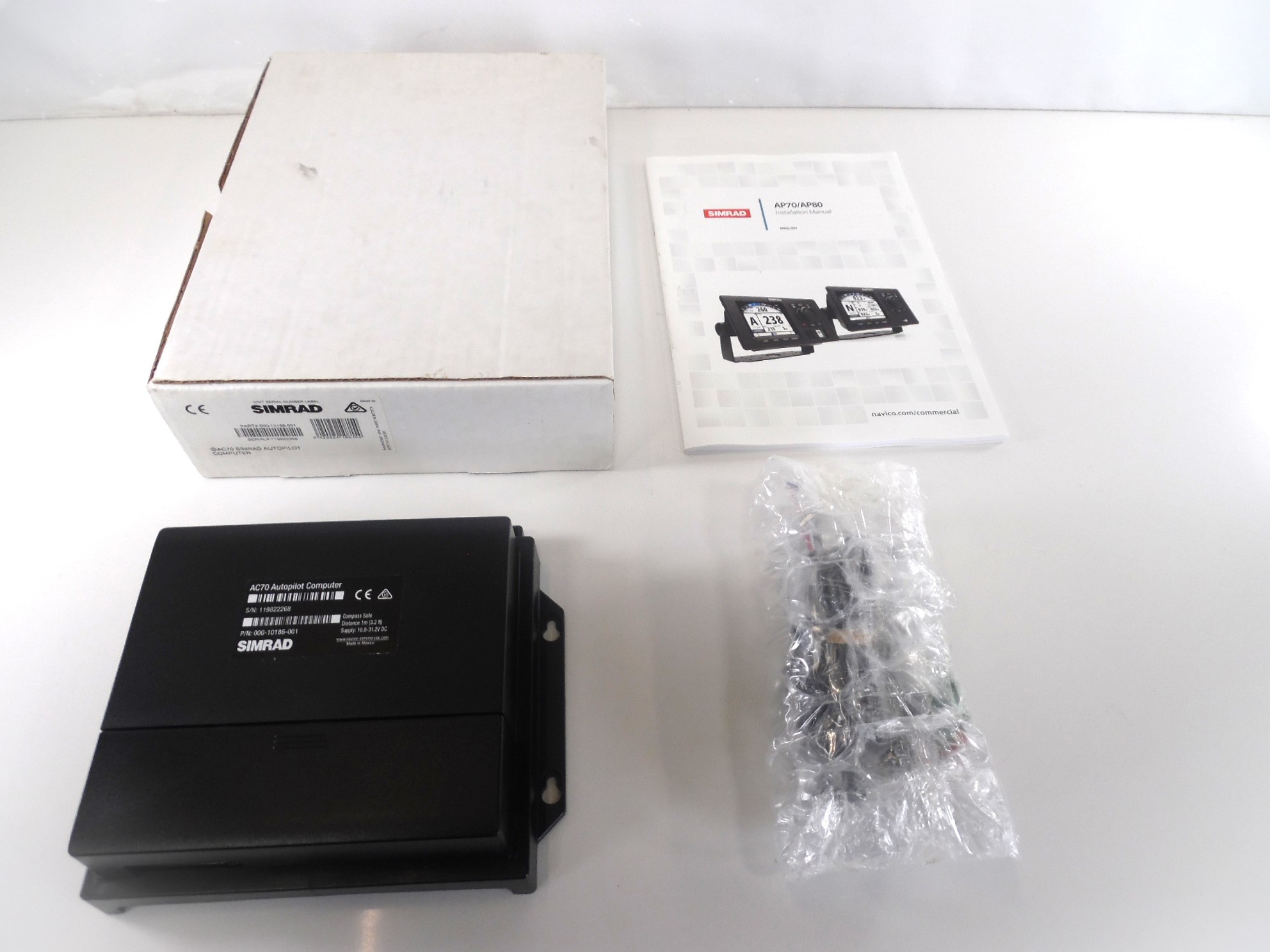 Simrad AC70 Autopilot Computer 000-10186-001 F/ AP70 *NEW OPEN BOX ...