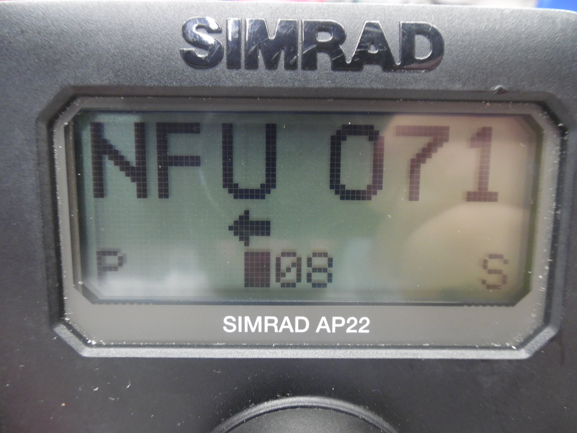 Simrad AP22 PN 22085849 Marine Autopilot Control Head - Max Marine ...