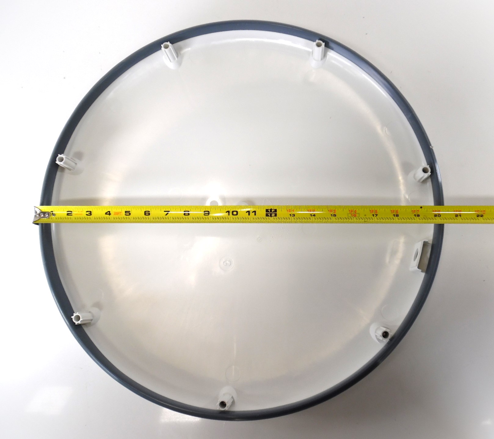 Raymarine - R58229 - 18" Radome Replacement Lid + Screws for NGS RD218 ...