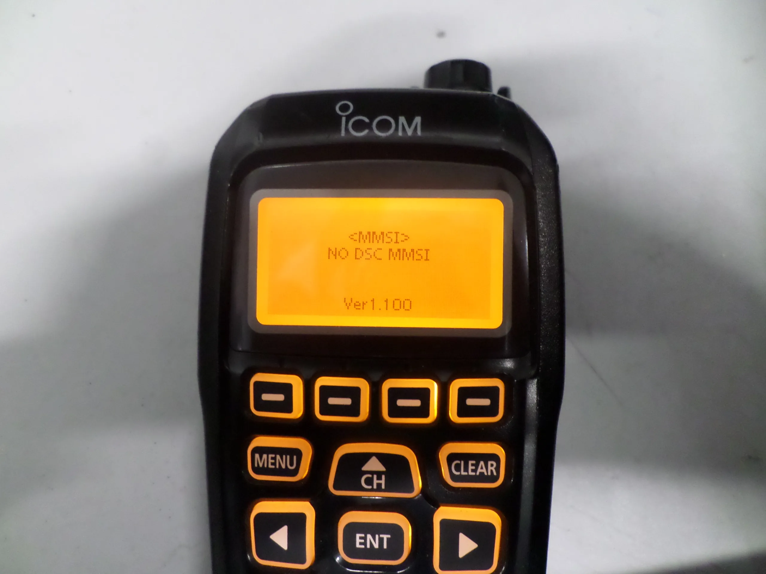 Icom IC-M400BB Black Box VHF Transceiver With HM-195B Handset Complete ...