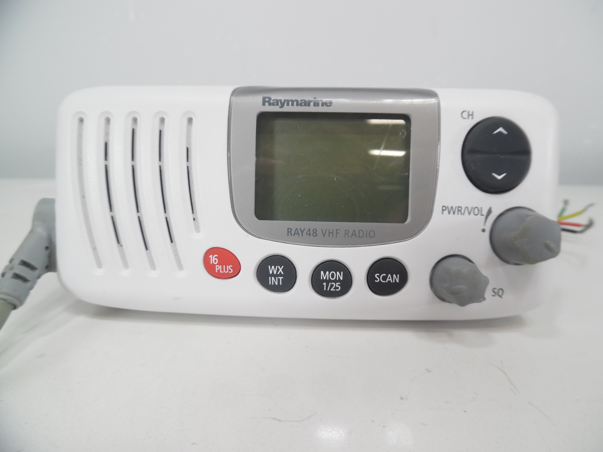Raymarine RAY48 VHF Radio Transceiver Unit with Microphone - Tested ...