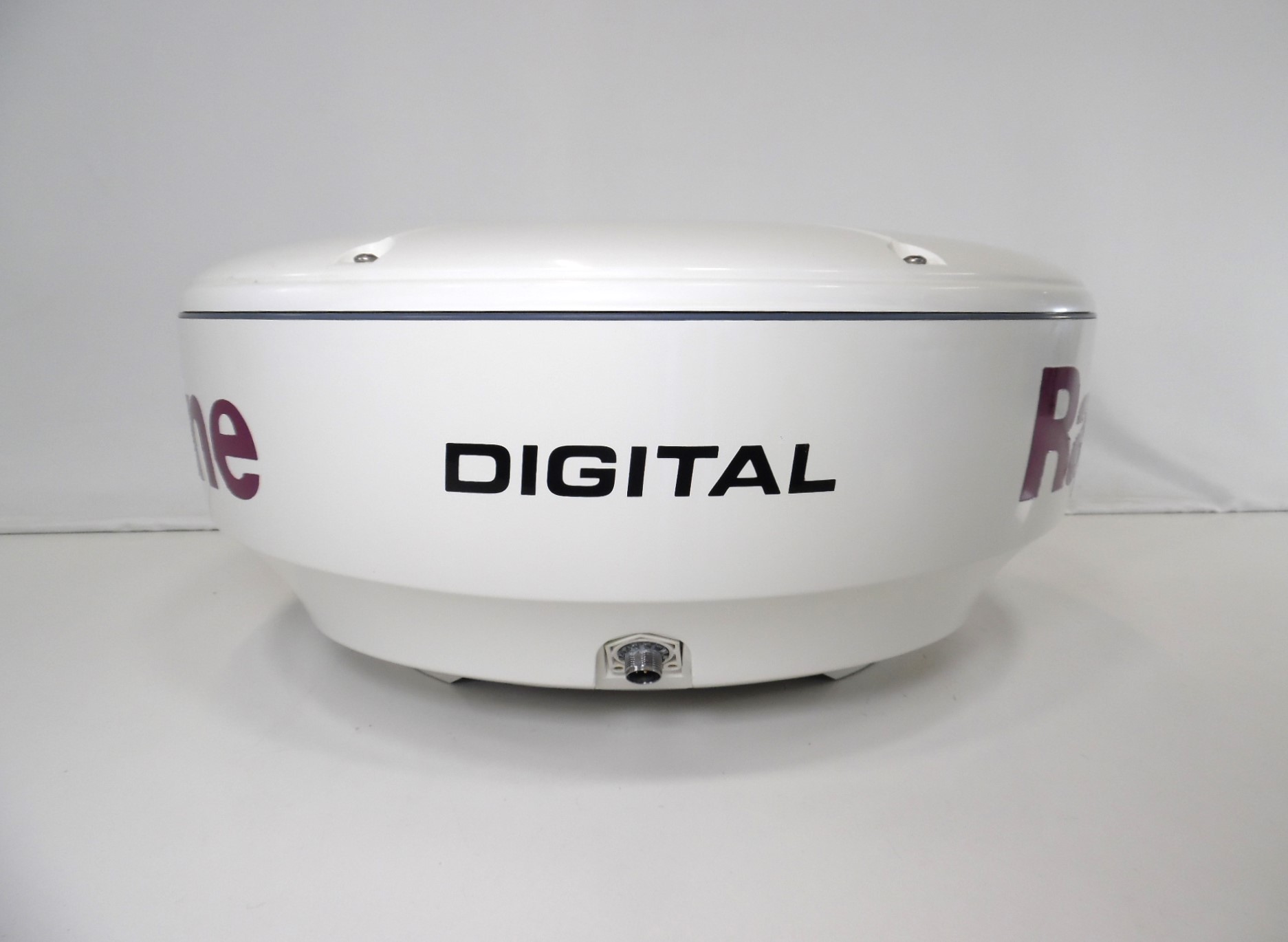 Raymarine RD418D 4kW 18" Digital Radome ONLY - E92129 - *LOW HOURS ...