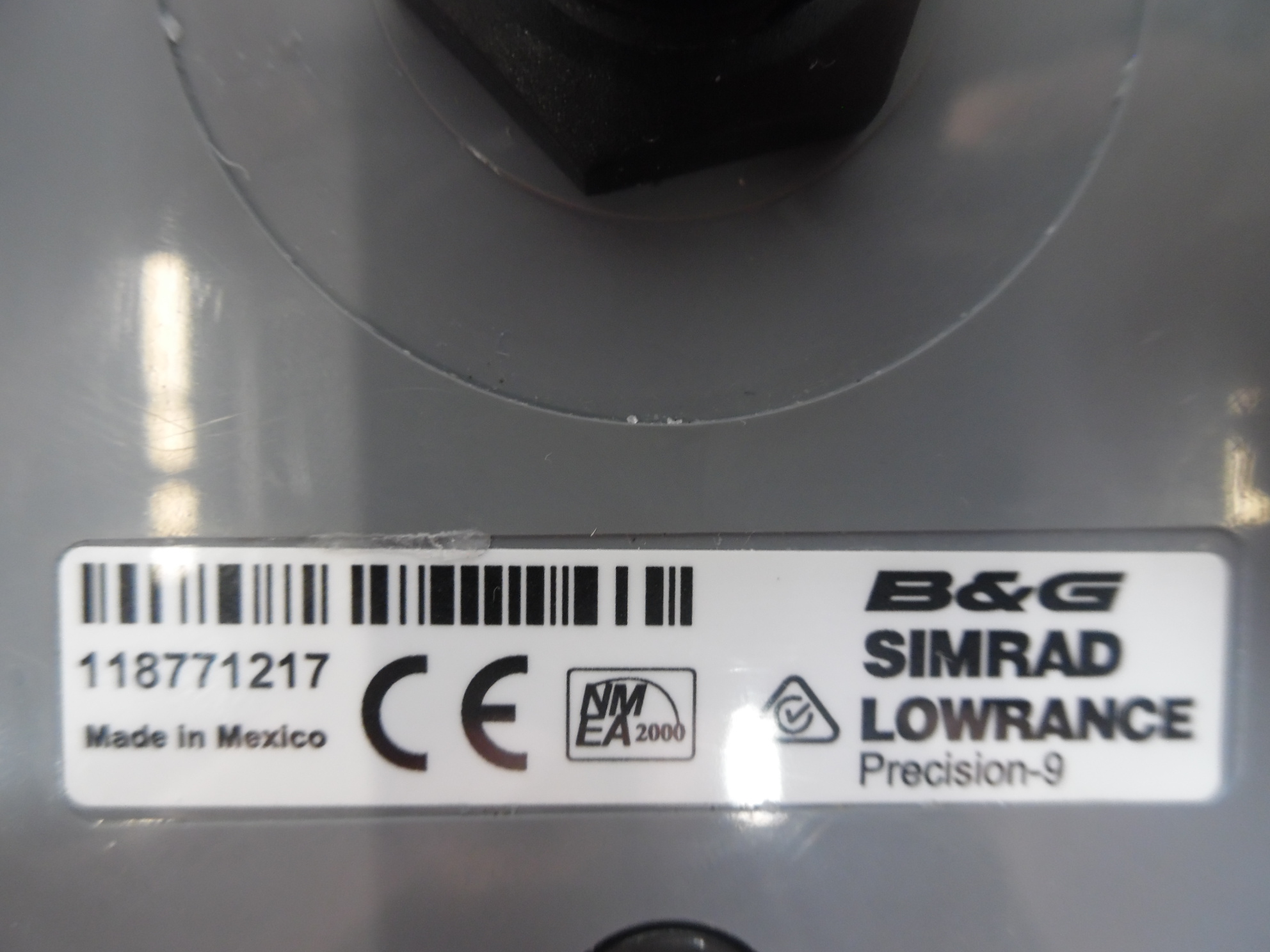 Simrad Precision 9 Compass W/Mounting Bracket + Accessories - Max ...