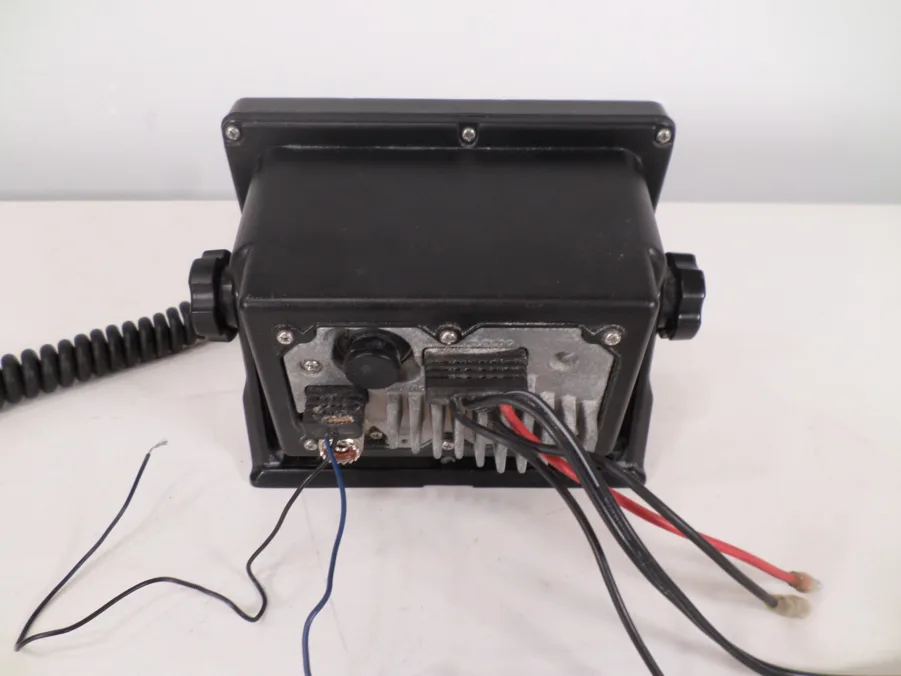 Icom IC-M504A Marine DSC VHF Transceiver with Mounting Bracket - Tested ...