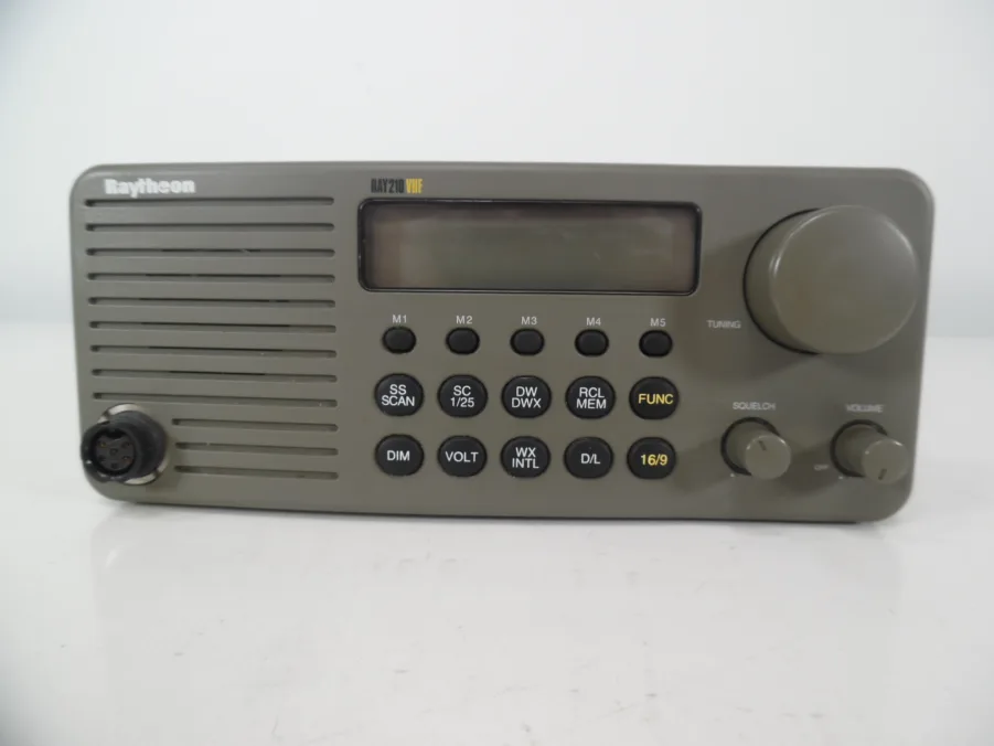 Raytheon RAY210 Marine VHF Radio - Tested - Max Marine Electronics