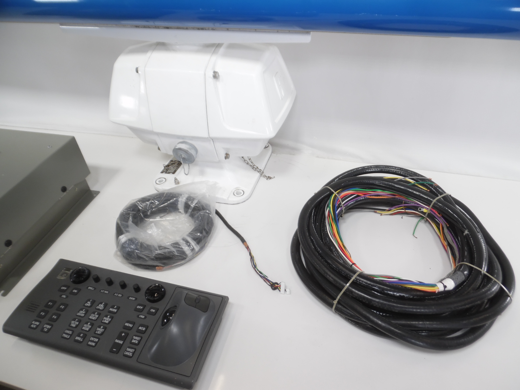 Furuno - FAR-2117BB/DC IMO Black Box 12KW Commercial Radar System ...