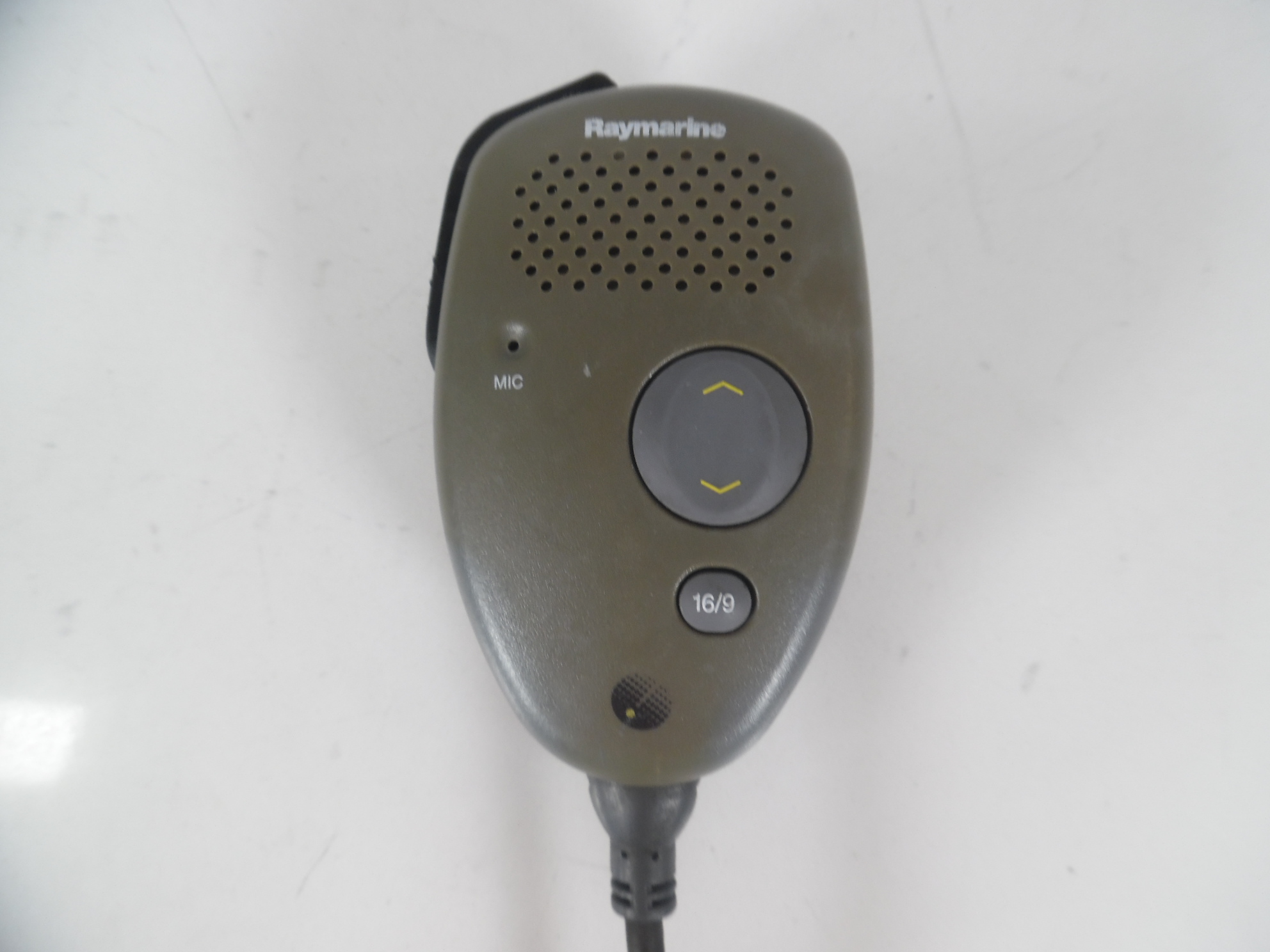 Raymarine RAY53 Marine DSC VHF Radio With Attached Mic - Tested - Max ...