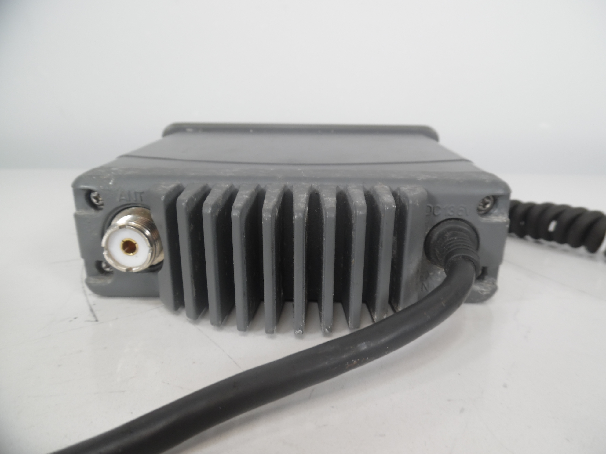 Raymarine RAY53 Marine DSC VHF Radio With Attached Mic - Tested - Max ...