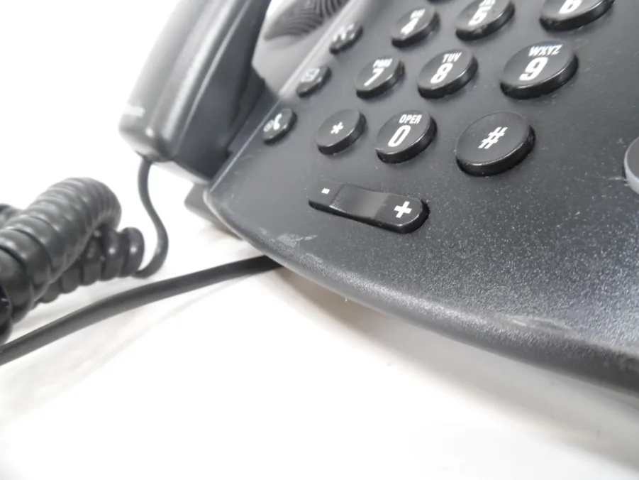 Polycom VVX 310 Gigabit IP Display Speakerphone with 6-Lines - Max ...