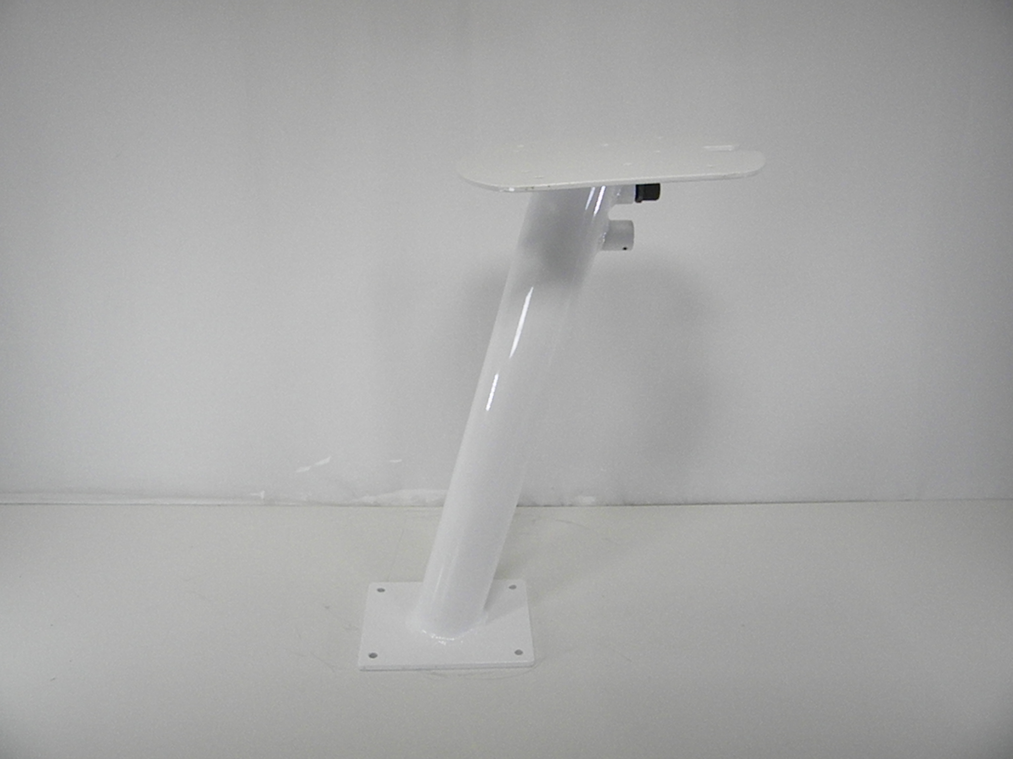 Edson 24" Aft Leaning Mount w/ 3.5° Tilt f/ Nobeltec Koden Sitex ...