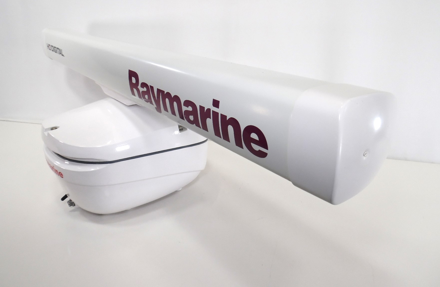 Raymarine 12kW 48" HD Digital Open Array Radar System - E52082 - *MME ...