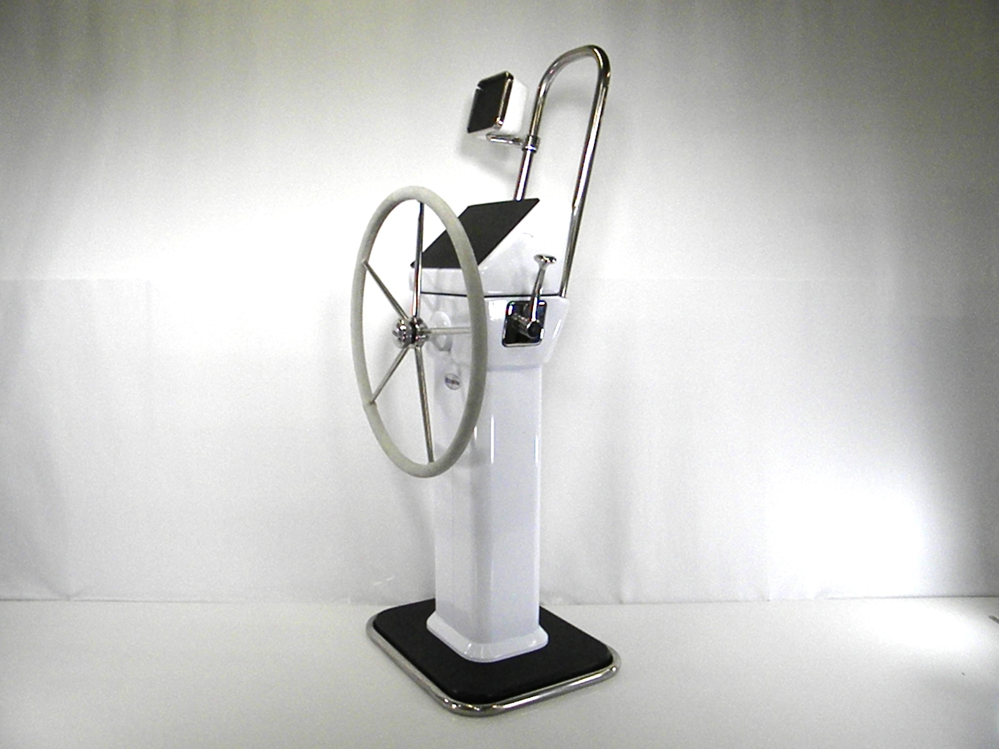 Edson Vision II Series Pedestal w/ 11-Tooth Sprocket Tapered Shaft 24 ...