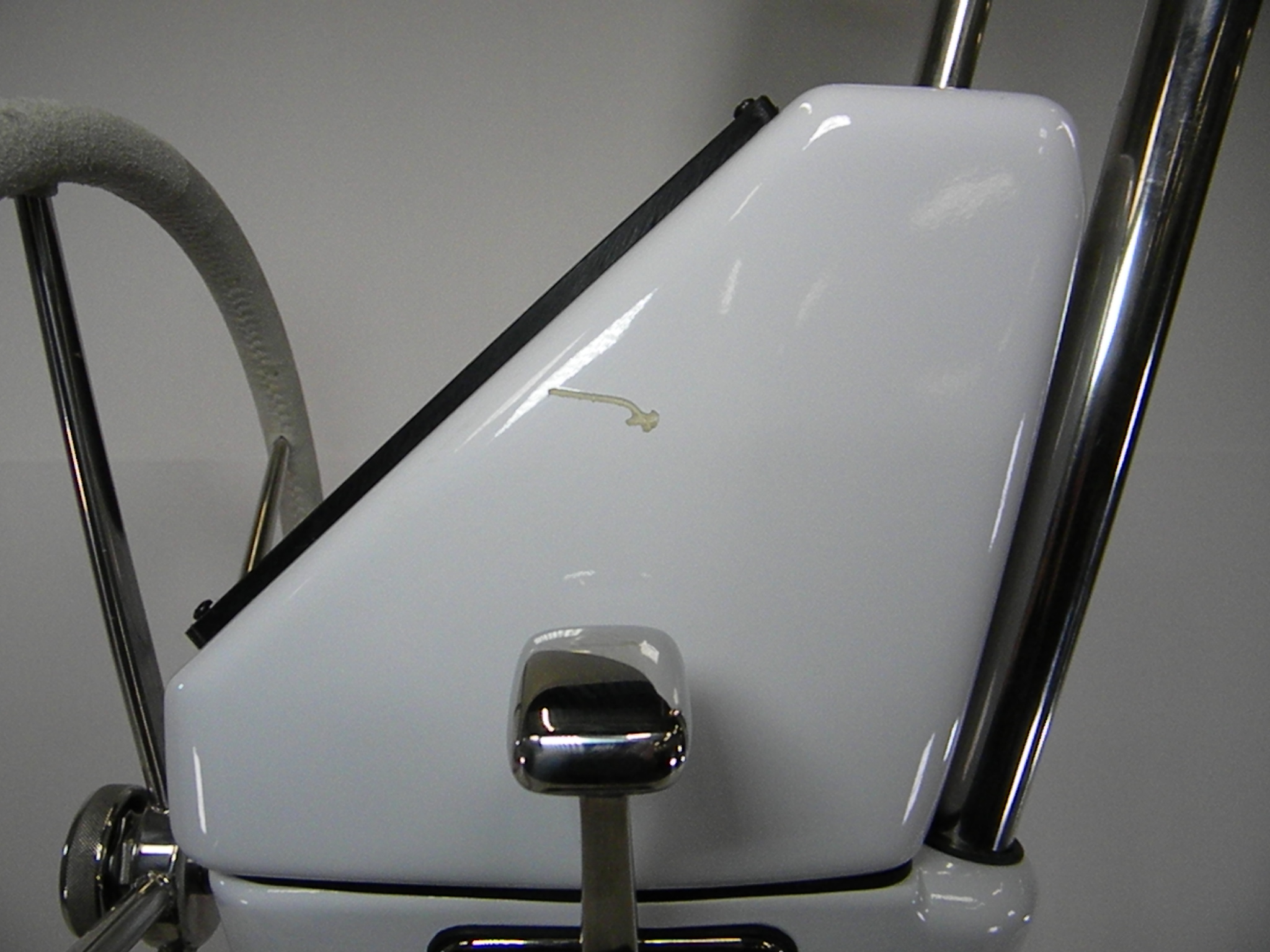 Edson Vision II Series Pedestal w/ 11-Tooth Sprocket Tapered Shaft 24 ...