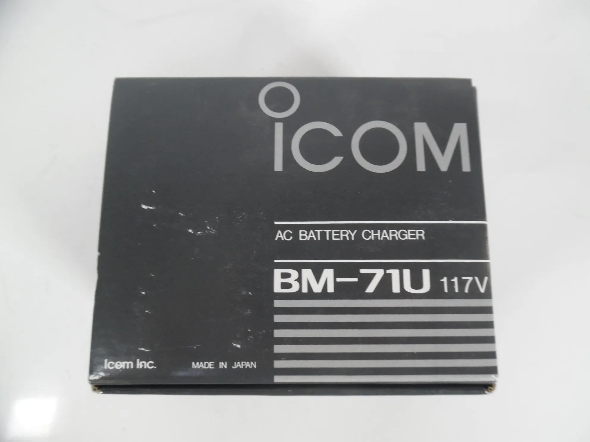 Icom BM-71U AC Battery Charger - 117V **New** - Max Marine Electronics
