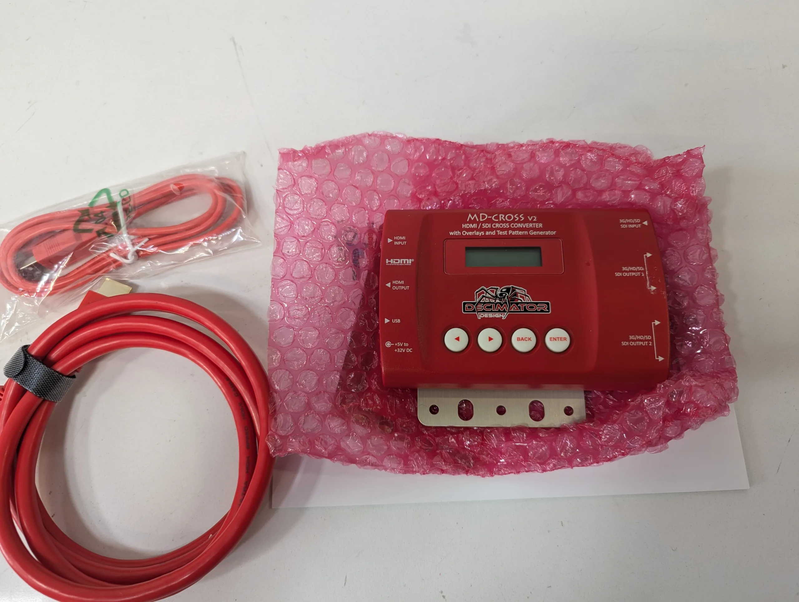 Decimator MD-Cross V2 HDMI to SDI and SDI to HDMI Multi-Mode Converter ...