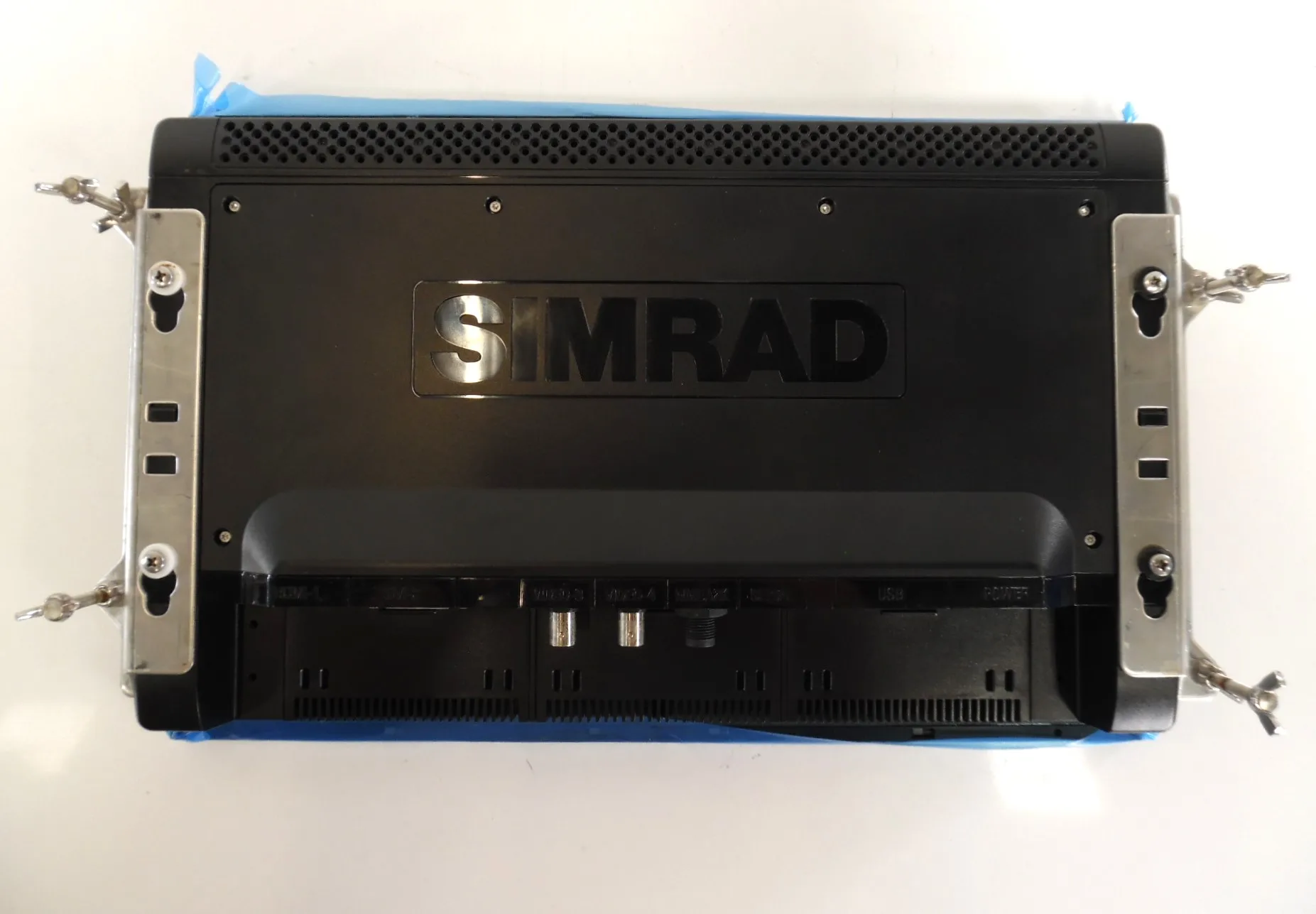 Simrad MO16-T 16″ HD Touch Screen Marine Monitor for EVO2 System ...