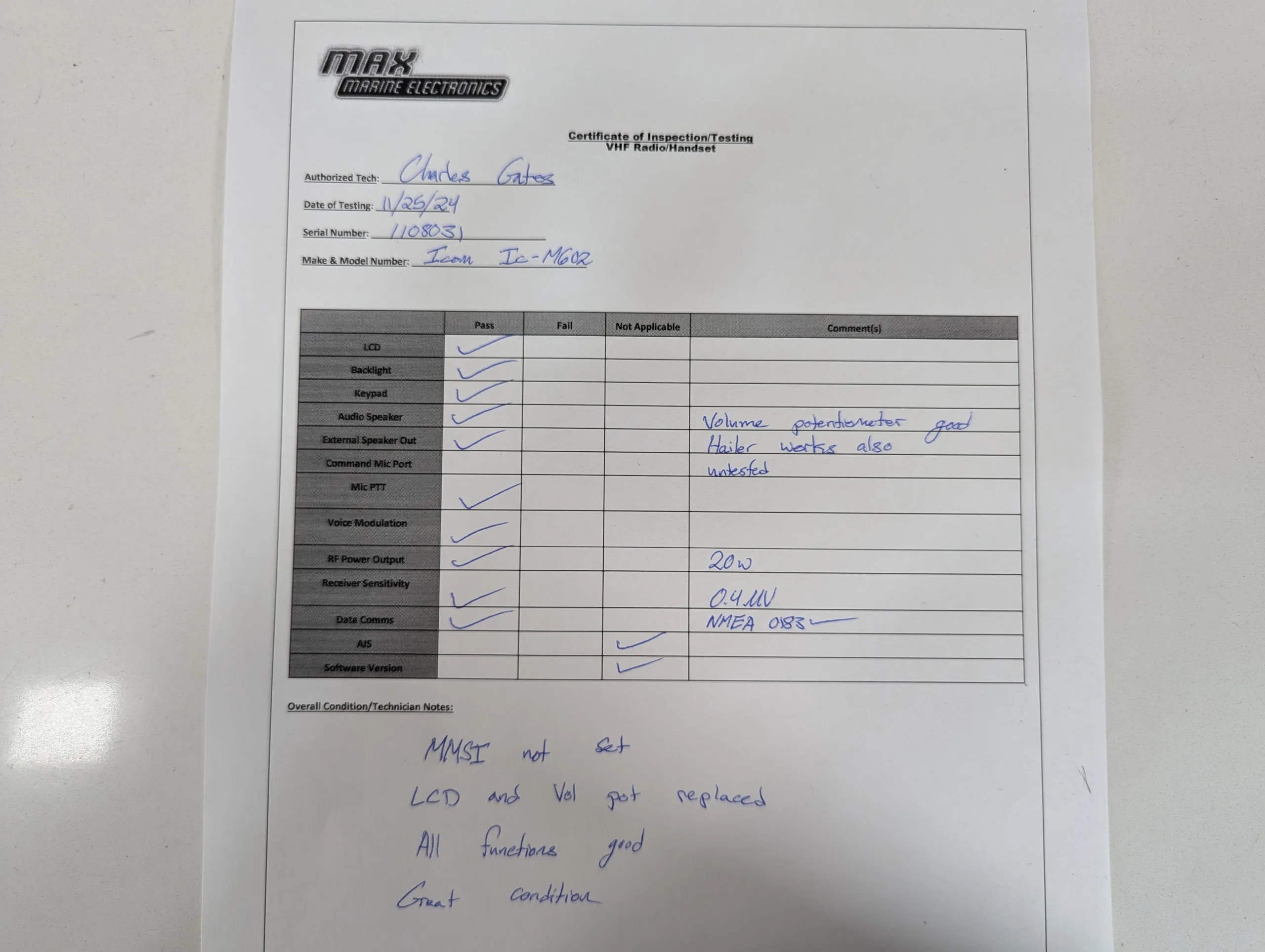 ICOM IC-M602 Marine DSC VHF Radio With HM-126 Mic - Free Shipping - Max ...