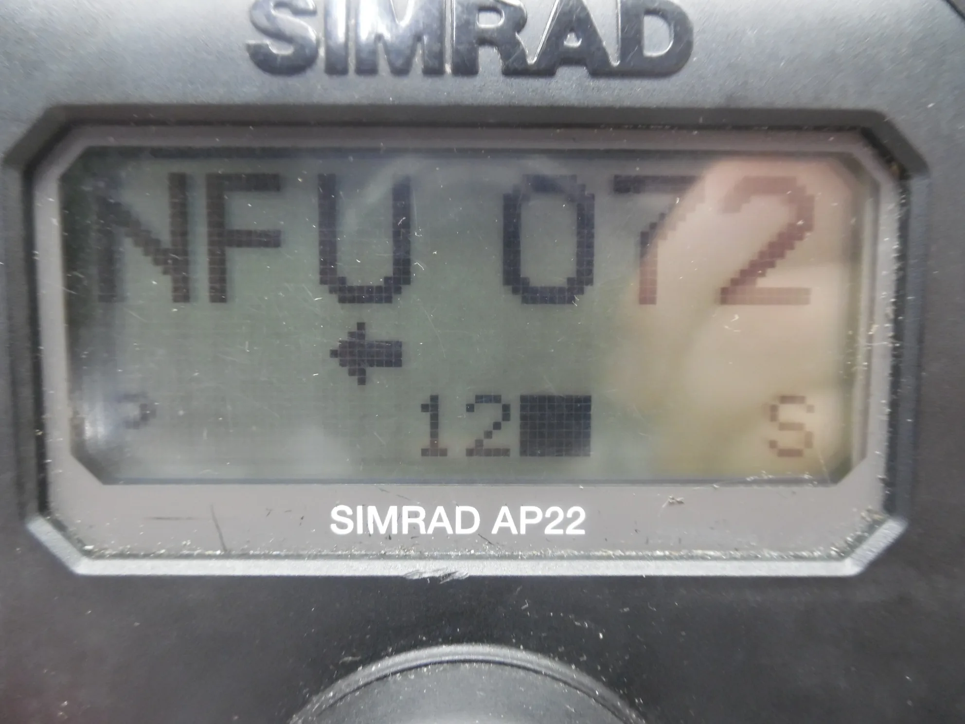 Simrad AP22 Autopilot Control Head PN 22085849 - Max Marine Electronics