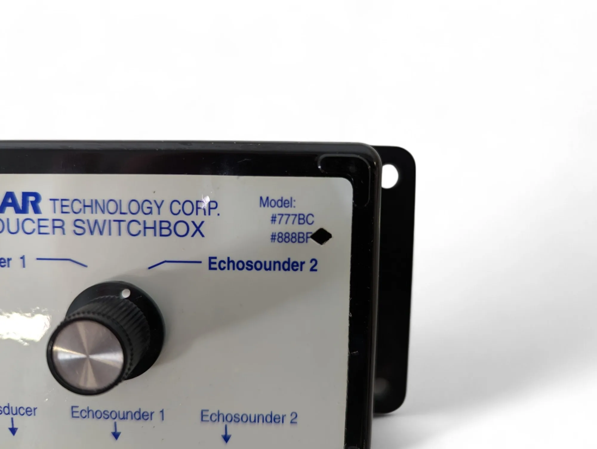 Airmar Transducer SwitchBox 888 BF For 2 Echosounders 1 Transducer NEW ...