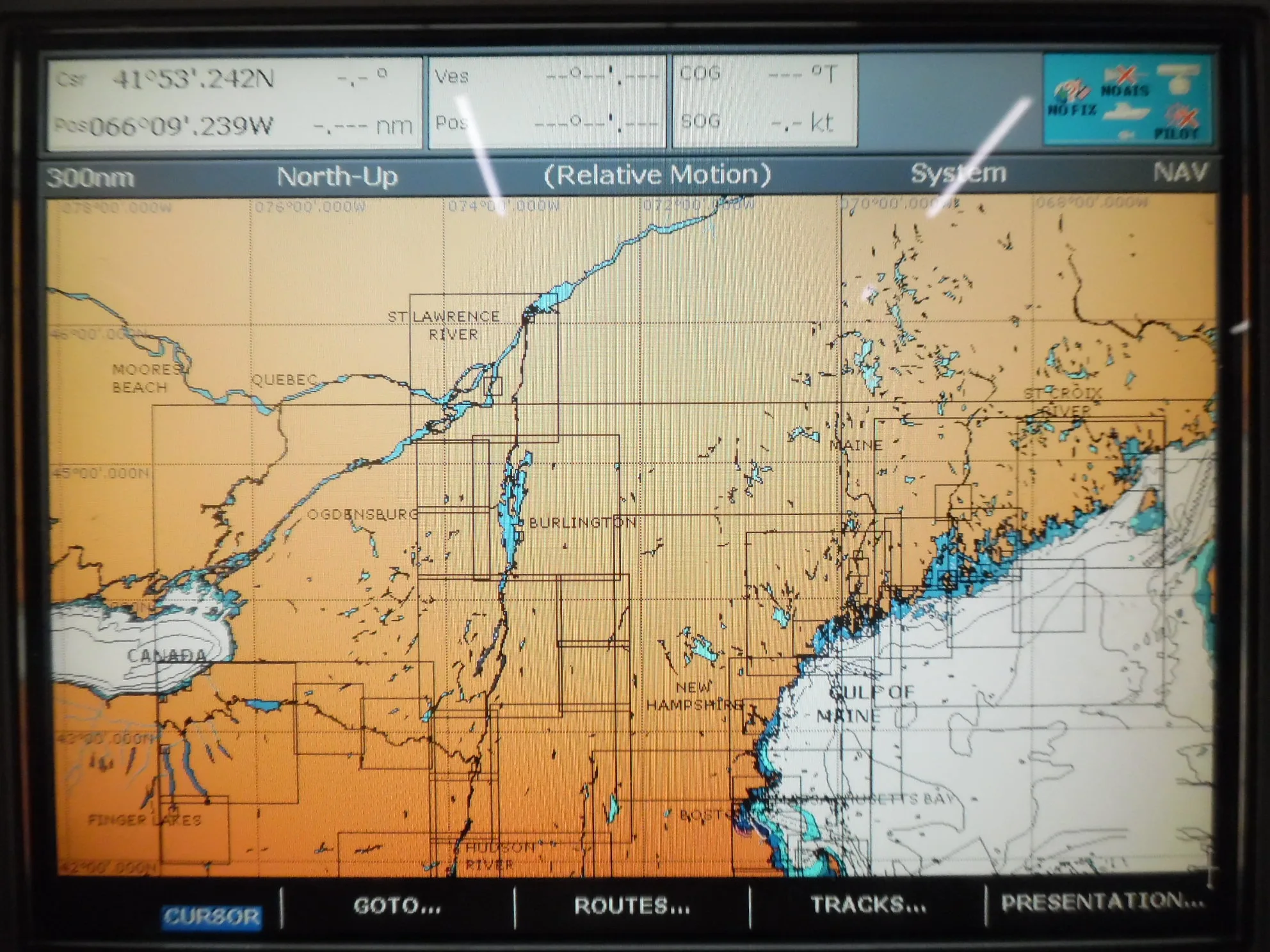 Navionics 128MB CF Chart Card CF/904G "US Northeast & Canyons" Jan '06 ...