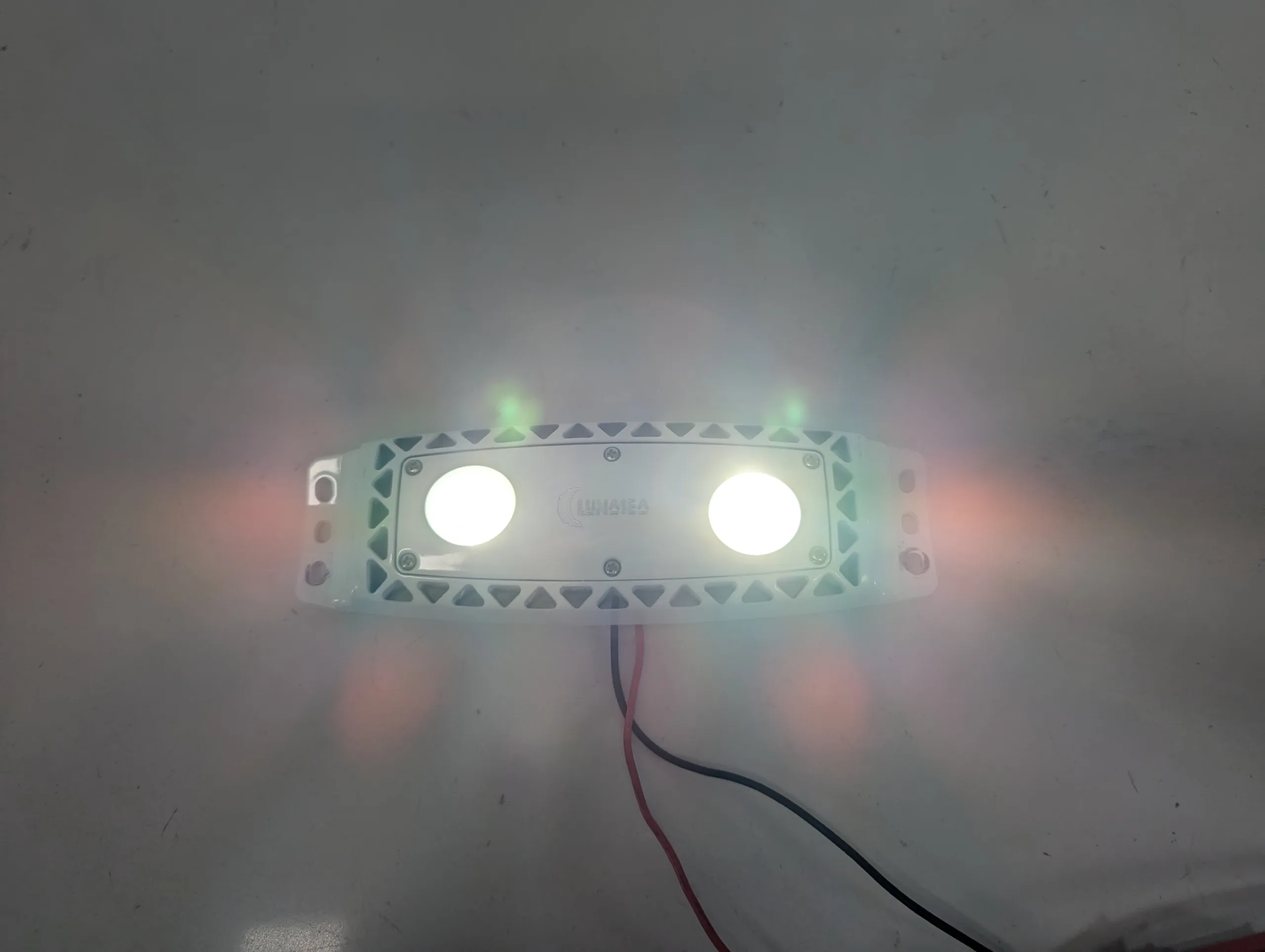 Lunasea LLB-472W-21-10 High Intensity Outdoor LED Spreader Light ...