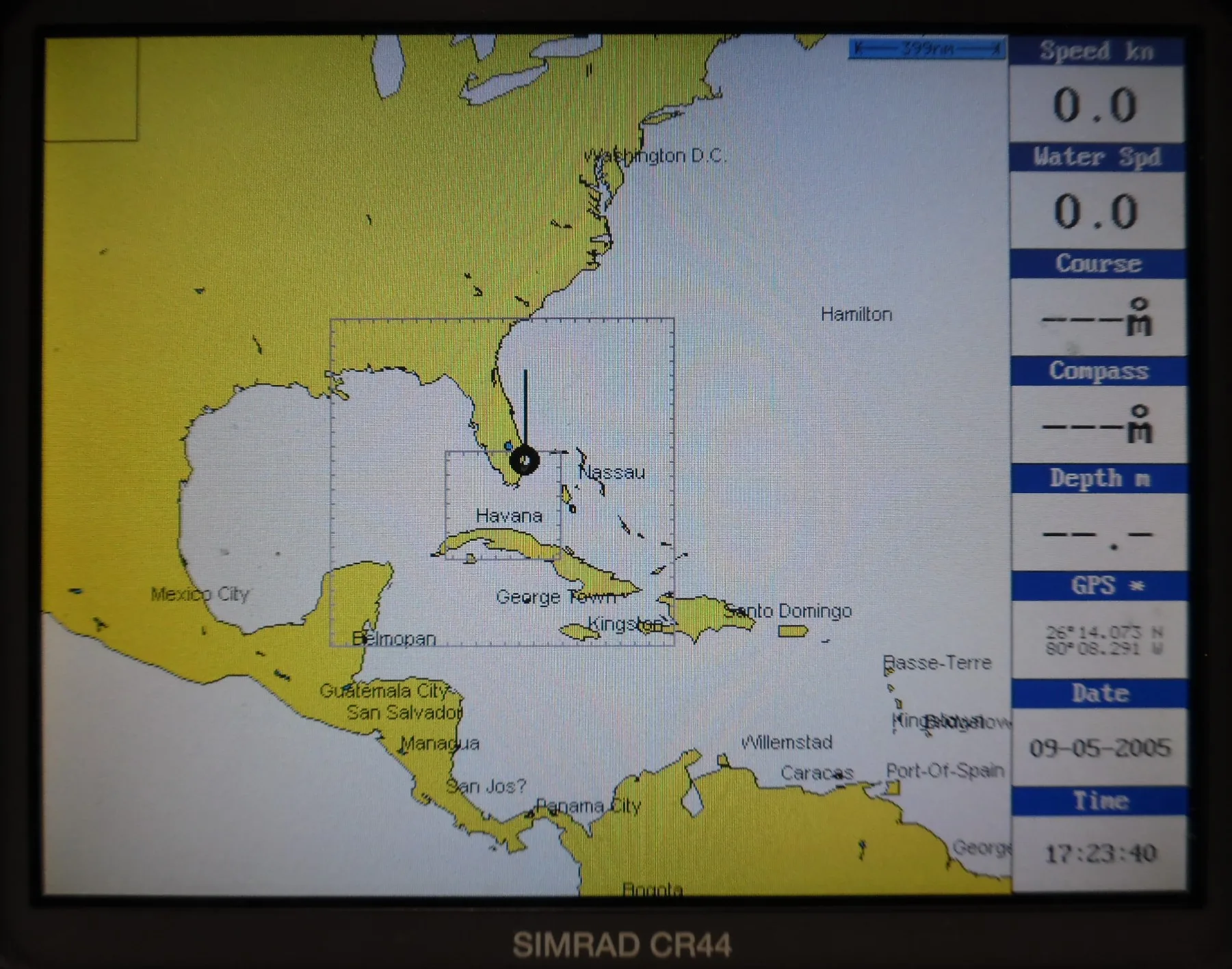 Simrad CR44 MFD Chartplotter Tested Good W/ Suncover -NEW Battery- Max ...