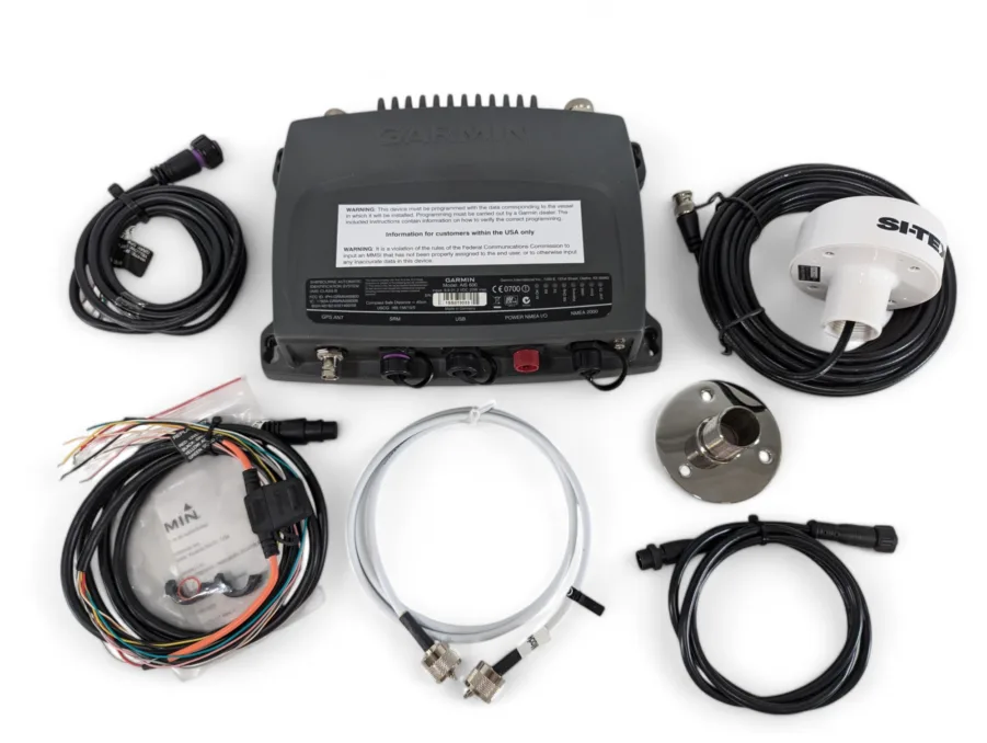 Garmin AIS600 Blackbox Class B Transponder - Clean MMSI - Fully Tested ...