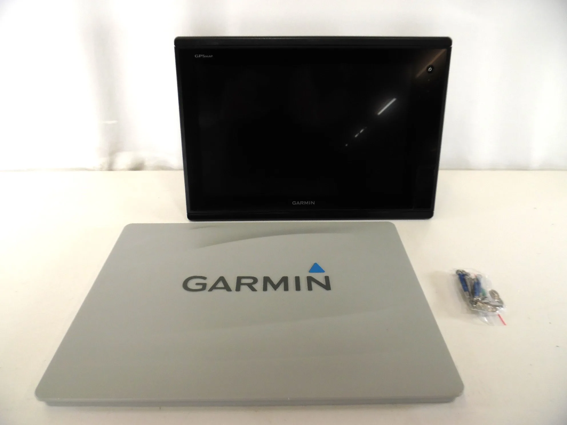 Garmin GPSMAP 7612 Multi-Function Display W/ Suncover BENCH TESTED ...