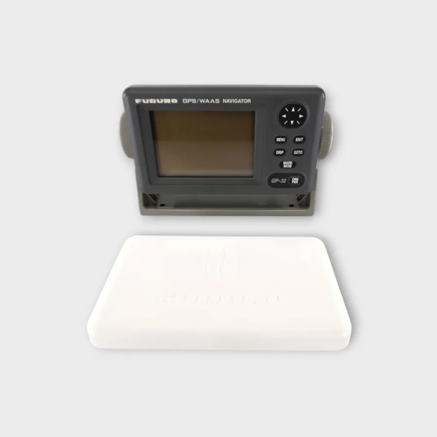 FURUNO GP-32 GPS/WAAS Navigator w/Bracket, Knobs, and Sun Cover *Bench ...