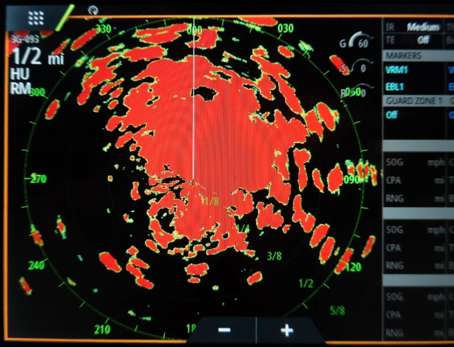 Simrad Lowrance B&G 3G Broadband Radar W/ RI10 Interface + Cables (Good ...