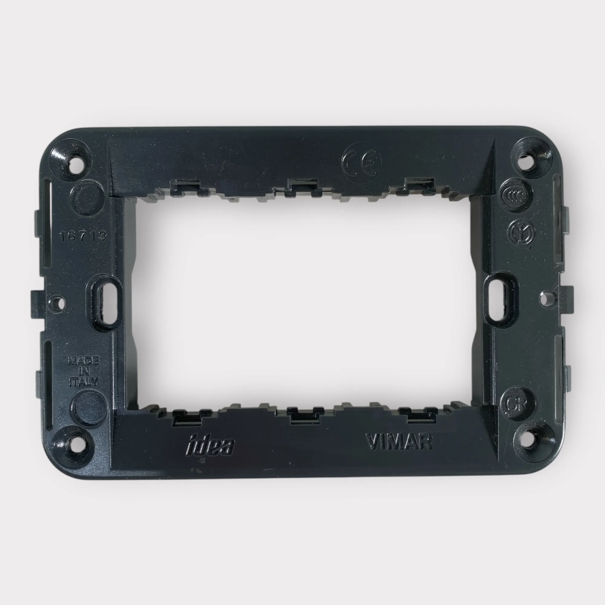 Vimar Idea 16713 3-Module Mounting Frame - Grey **Lot of 6** - Max ...