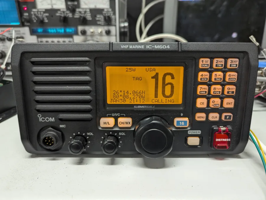 ICOM IC-M604A Marine VHF DSC Radio With Detachable Front Connected Mic ...