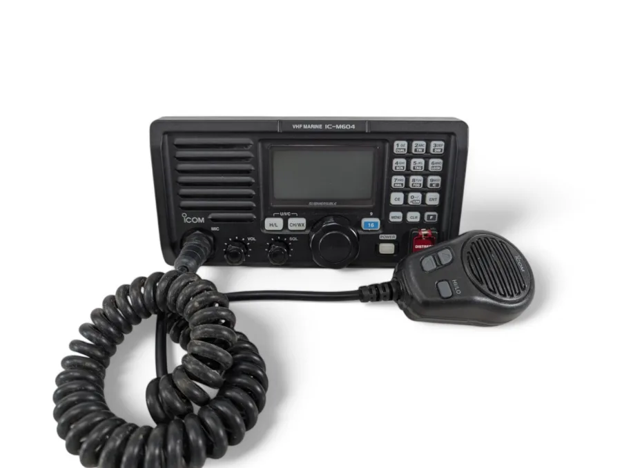 ICOM IC-M604A Marine VHF DSC Radio With Detachable Front Connected Mic ...