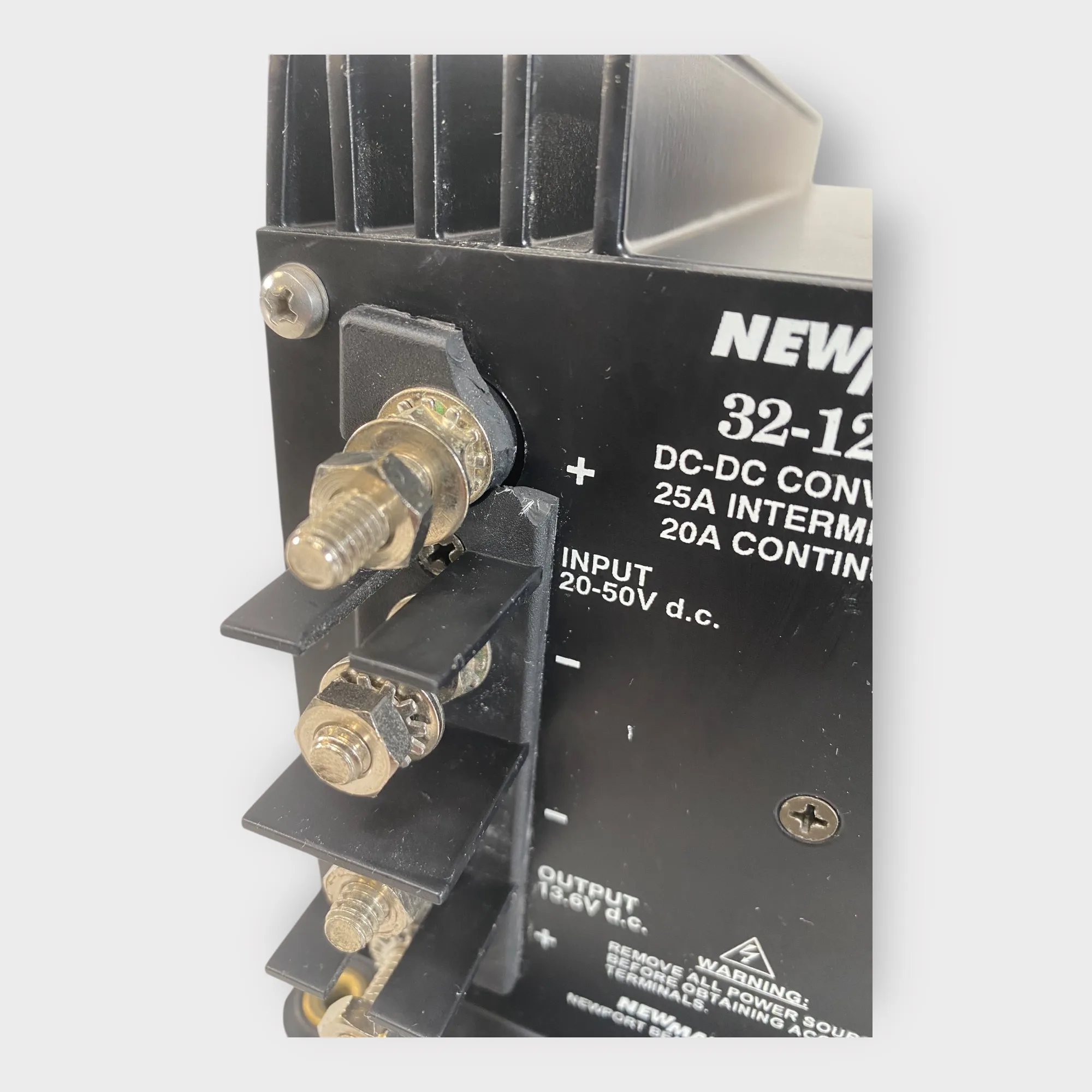 Newmar 420-3544-0 DC-DC Converter 32-12-25 Input 20-50VDC Output 13 ...
