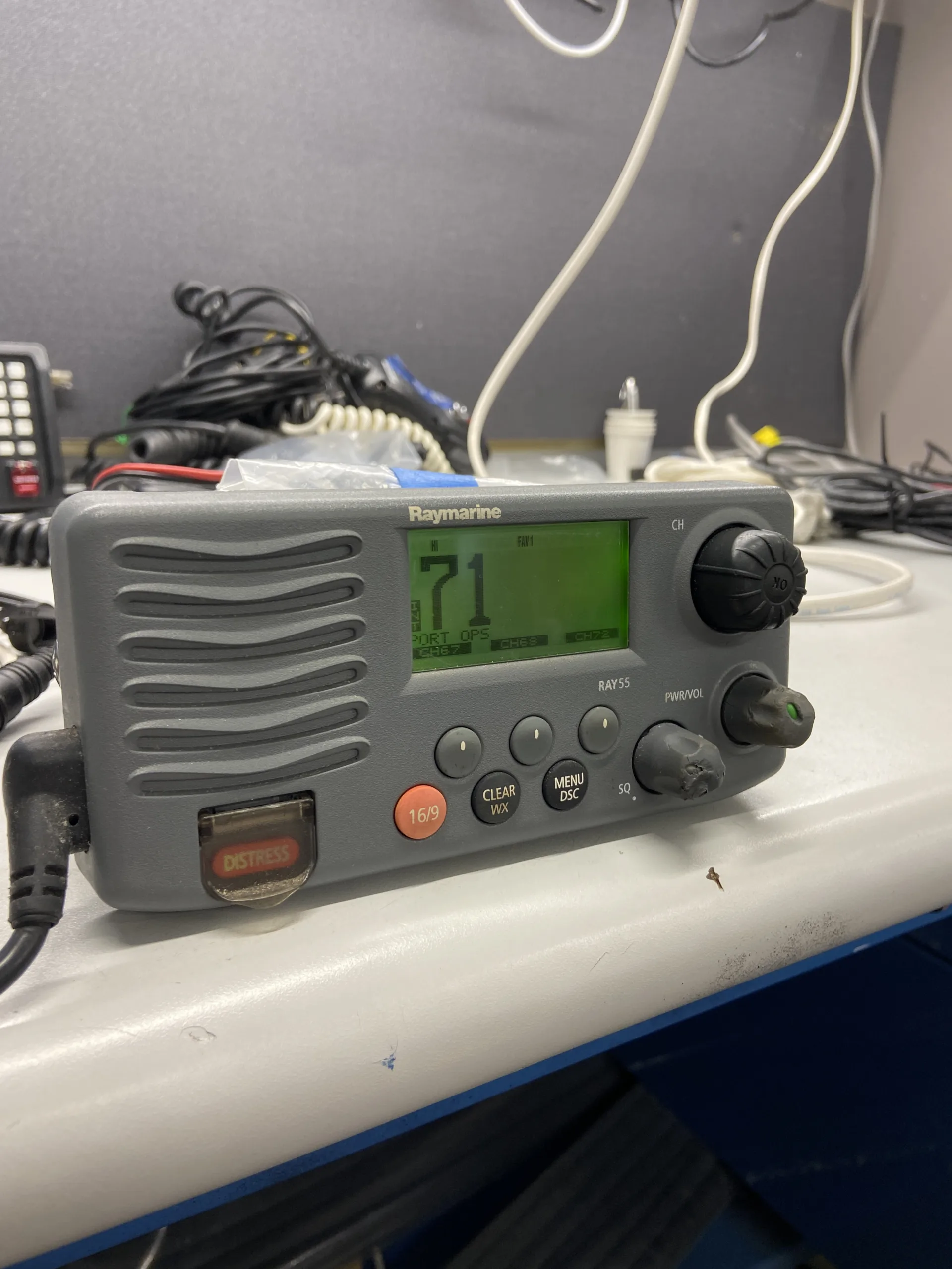 Raymarine RAY55 Marine DSC VHF Radio W/Sun Cover - Tested W/90 Day ...