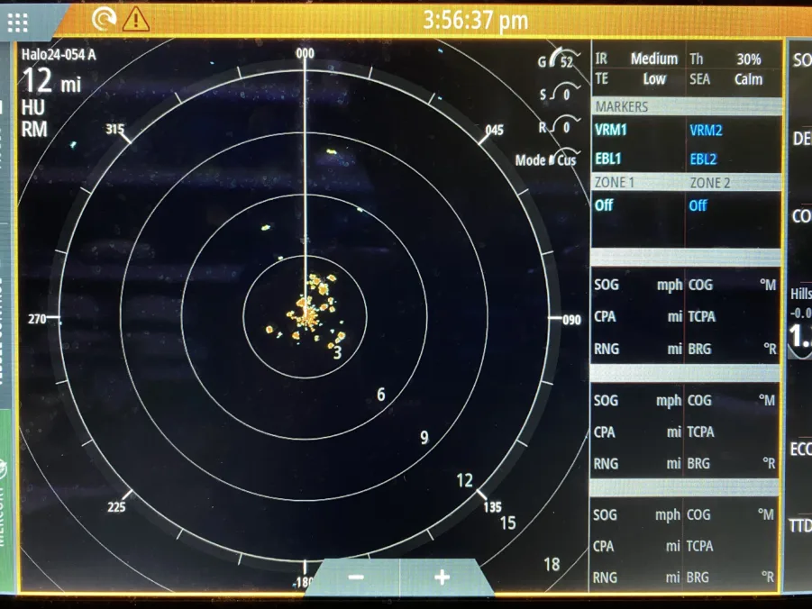 Simrad/B&G Halo24 Pulse Compression Dome Radar (000-14544-001) Tested ...